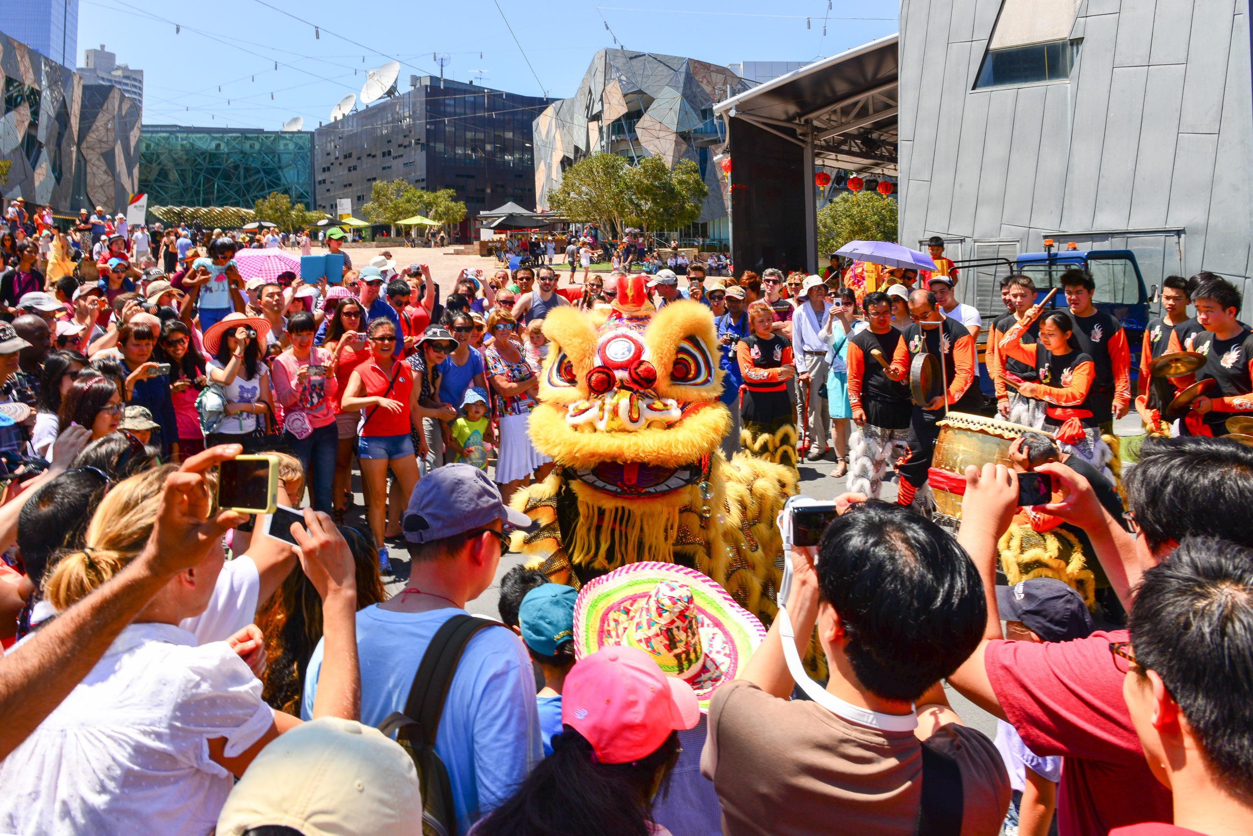 Asian-Australians: quiet migration or immigration indigestion ...